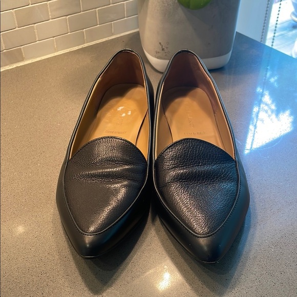 Everlane | Shoes | Everlane Pointed Toe Almond Leather Loafers Black 85 ...